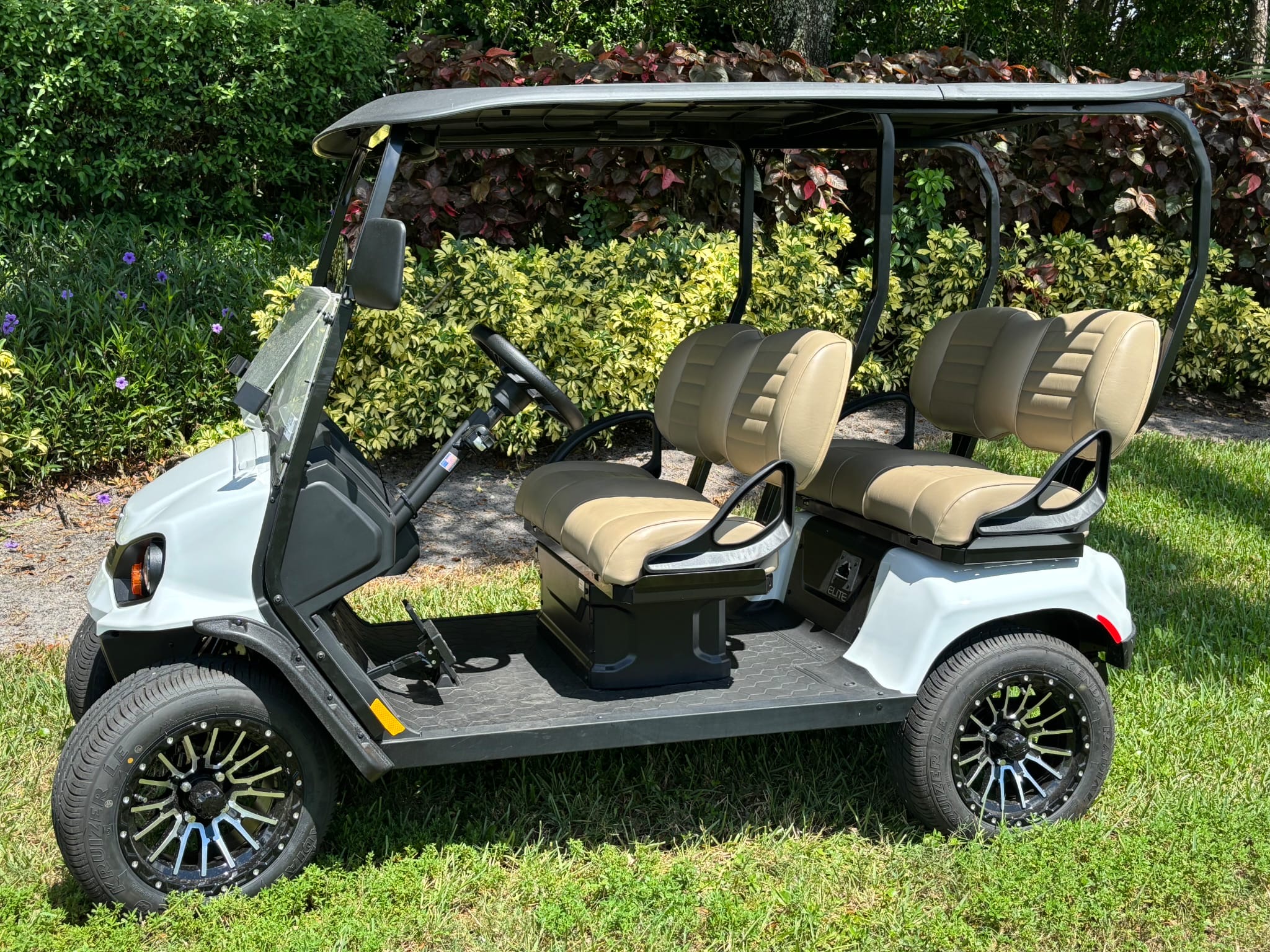 2025 E-Z-GO Liberty Bright White | Sunshine Golf Car